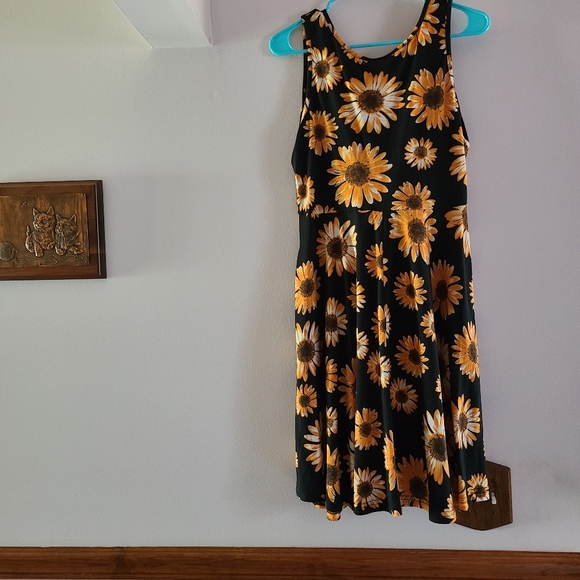 Dresses | Womans Sunflower Sundress | Poshmark